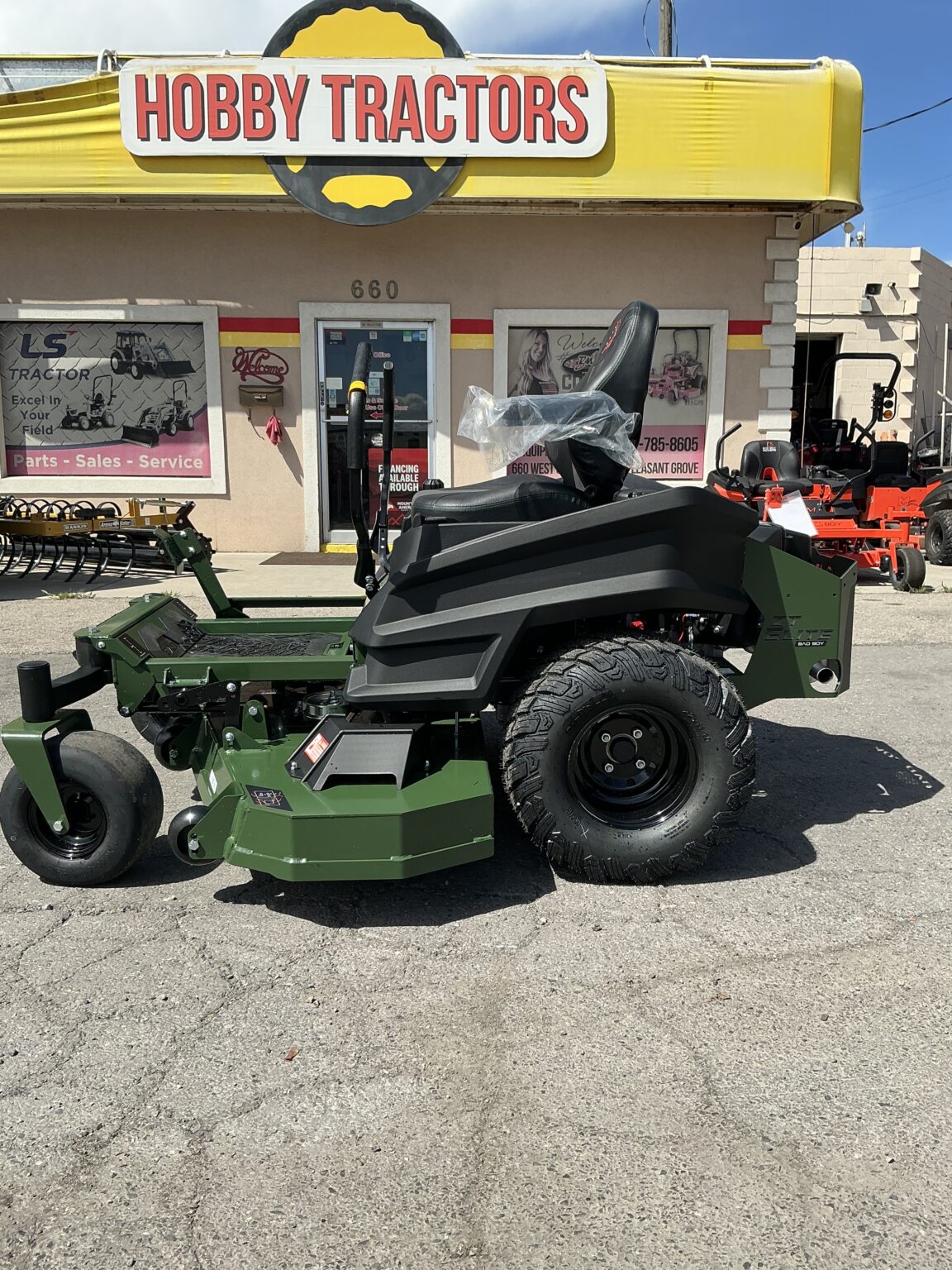 Bad Boy Elite 60″ W/Kawasaki LIMITED MILITARY EDITION! - Hobby Tractors